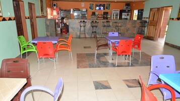 Café da manhã continental grátis todos os dias