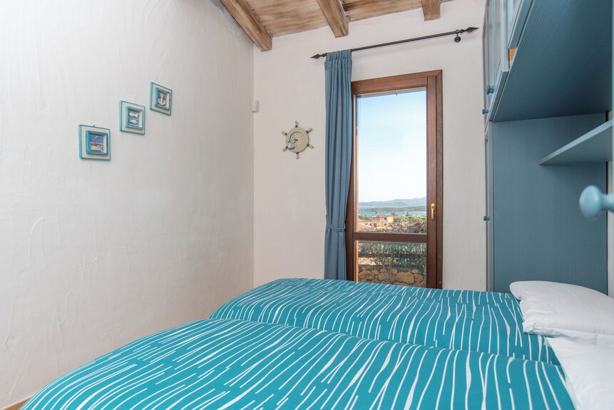 Villa With Private Pool And Beautiful Sea View - Golfo Aranci