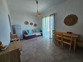 Apartamento, 1 quarto, fumadores, varanda | Sala de estar
