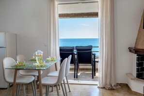 Apartamento, 1 quarto, fumadores, varanda | Sala de jantar