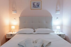 Apartamento, 1 quarto, fumadores, varanda | 1 quarto, ferro/tábua de engomar, roupa de cama fornecida