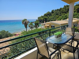 Apartamento, 1 quarto, fumadores, varanda | Refeições ao ar livre