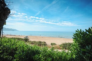 Casa, 1 quarto, fumadores, terraço | Praia