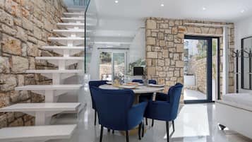 Villa, 1 quarto, fumadores, piscina privativa | Restaurantes