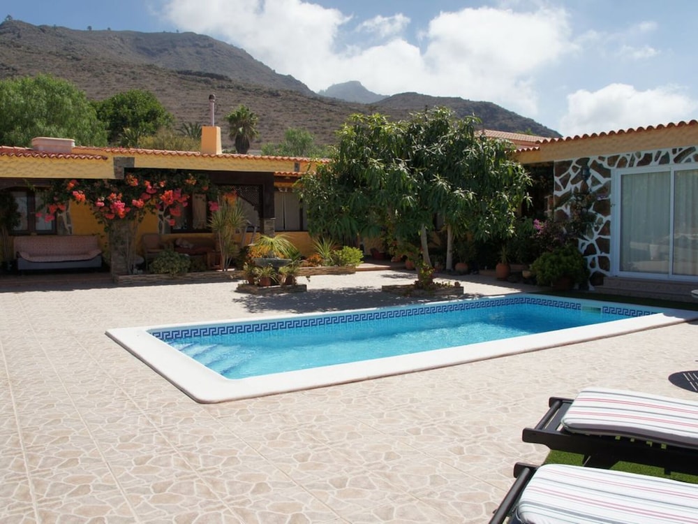 A Beautiful Villa With Stunning Views - Tenerife