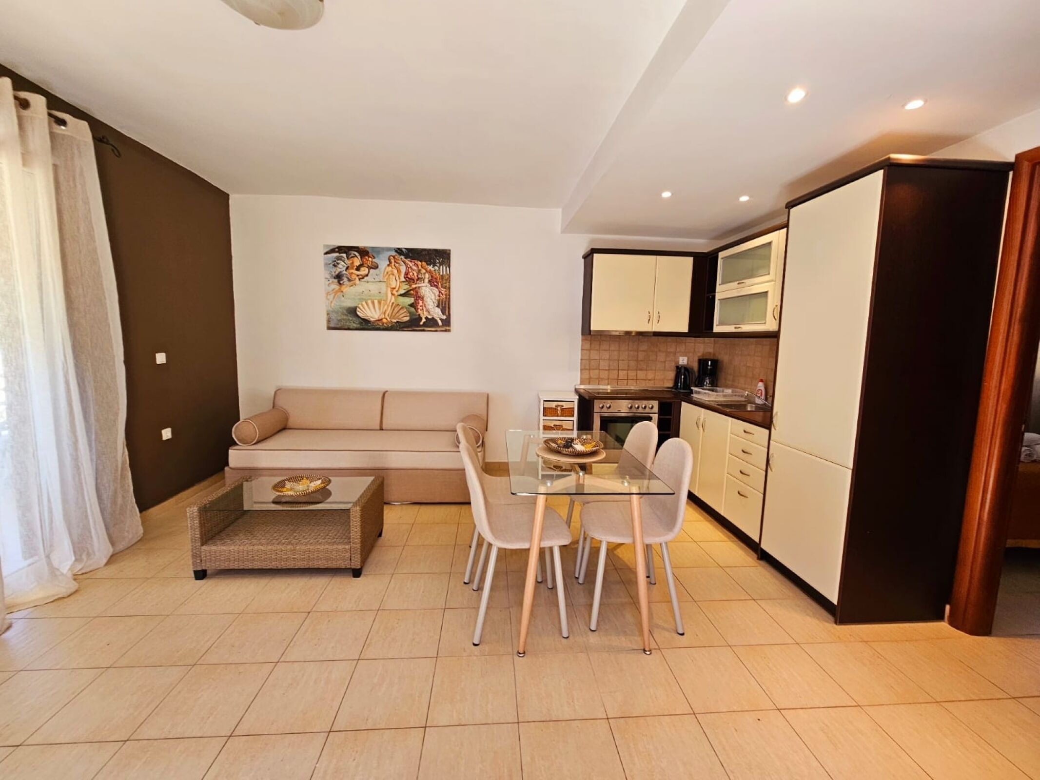Apartamento, 1 quarto, fumadores, vista para a montanha | Sala de jantar