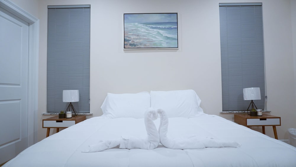 🔥Steps 2 Beach❤️ | Sleeps 3 W/ W+d - Biloxi, MS