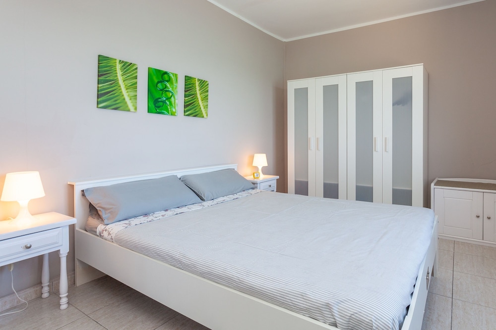 Apartamento Céntrico "Casa Eloisa 1" En La Playa Con Vista Al Mar Y Wi-fi - Corralejo