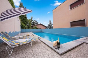 Apartamento família, 2 quartos, 2 banheiros (Aldesago Panoramica with shared Pool) | Piscina