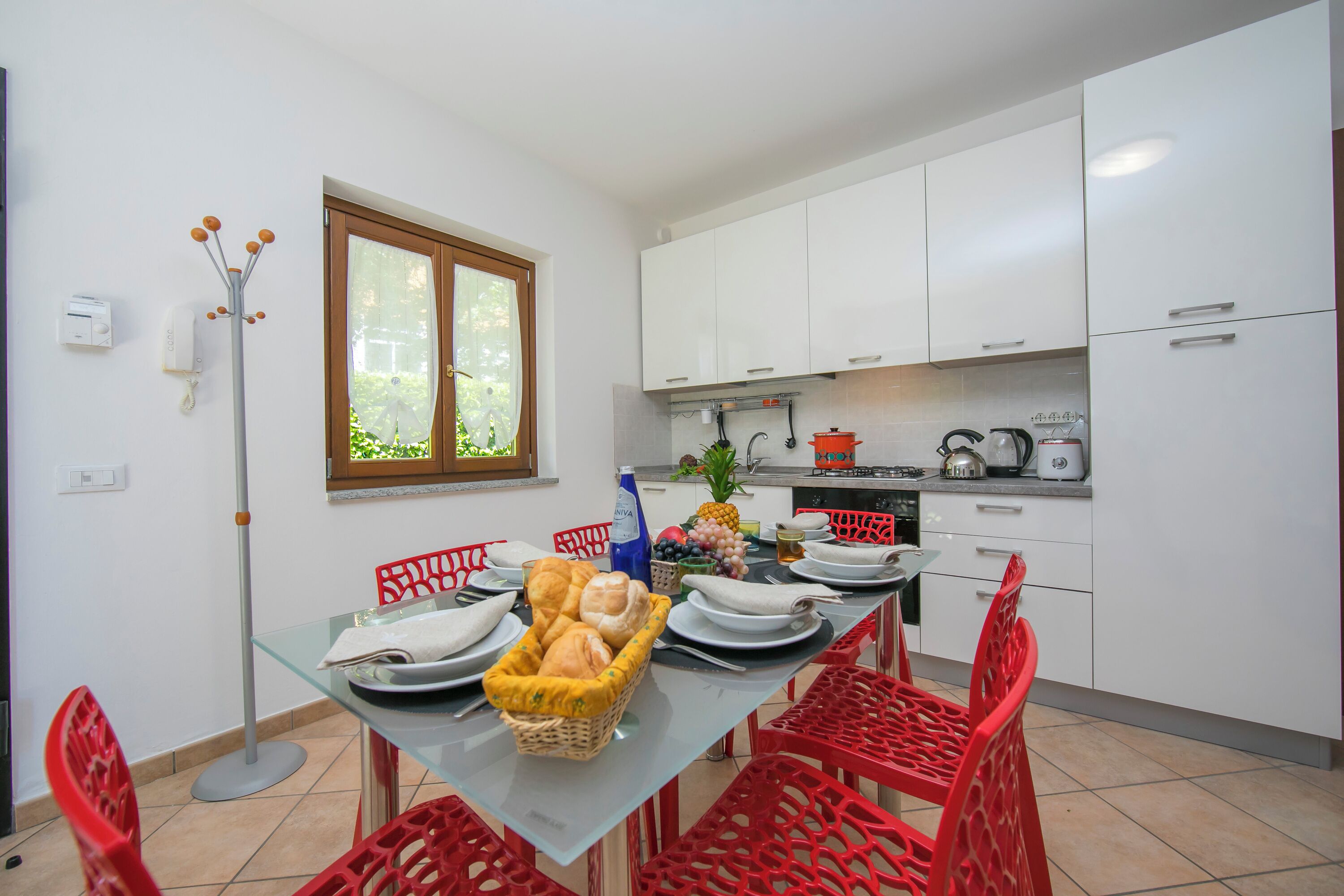 Casa de Férias Família, 2 quartos, 2 casas de banho (Le Betulle Private Garden & Parking) | Restaurantes