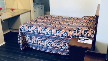 Quarto Exclusivo | Secretária, Wi-fi grátis