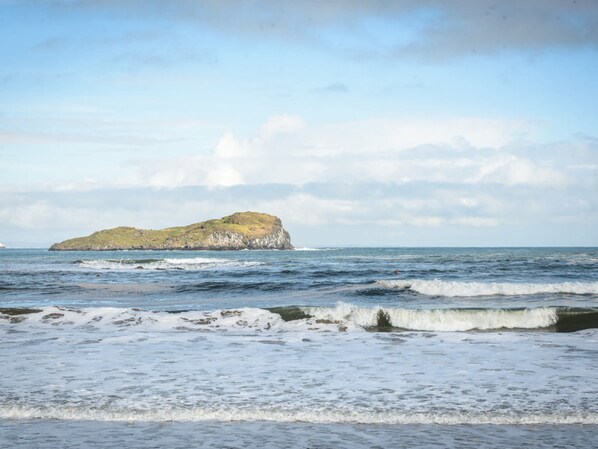 Apartamento, várias camas | Praia