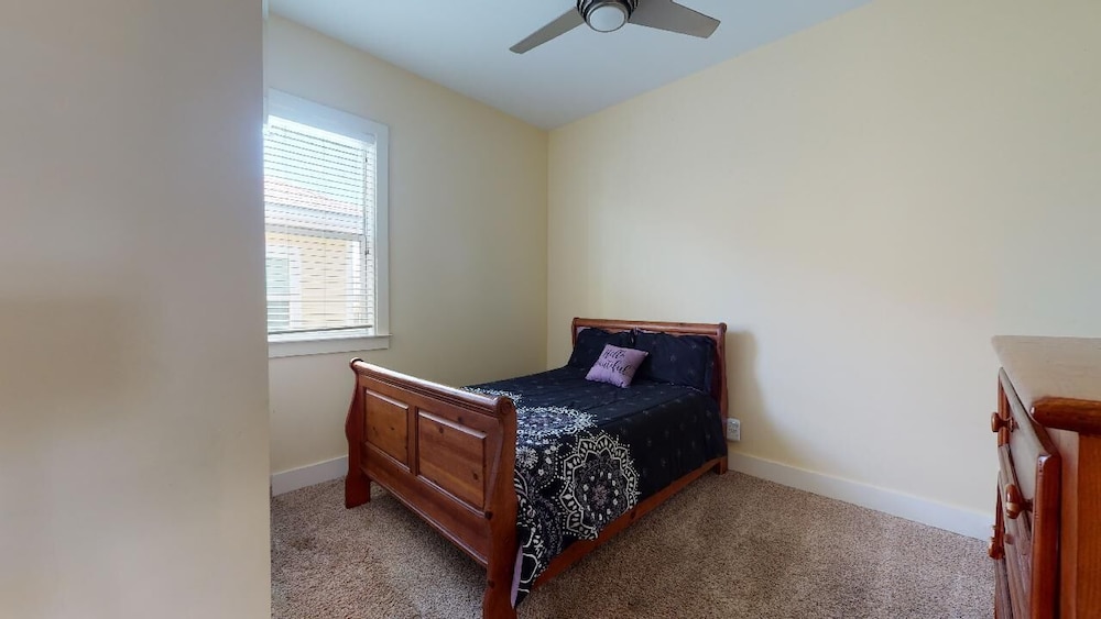 Tradewinds: 4 Br, 3 Ba House In Crystal Beach, Sleeps 14 - Bolivar Peninsula, TX