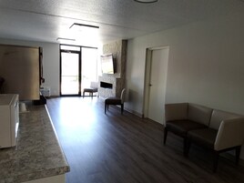 Área de estar no saguão