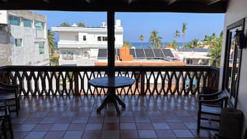 Quarto quádruplo conforto | Terraço/pátio