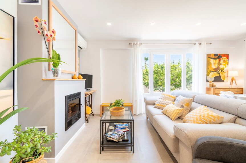 Casa De Vacaciones "Lliris 29" Con Aire Acondicionado, Wi-fi, Terrazas Y Vistas A La Montaña. - Palma