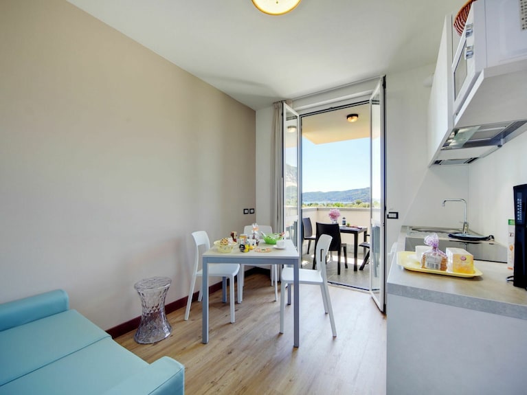 Gezellig Appartement Voor 7 Personen Met Zwembad, Wifi, Tv En Balkon - Verbania