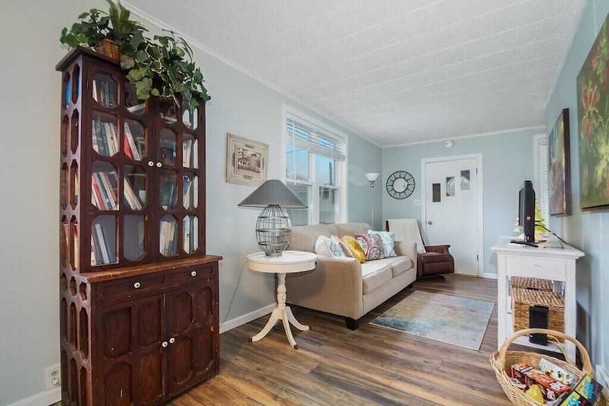 Dog Friendly One Bedroom Home Close To Everything! - Manistee, MI