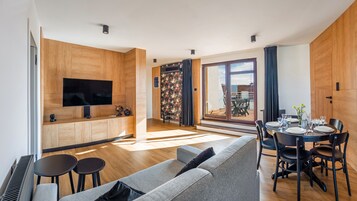 Apartamento (44 B) | Sala de estar | Televisor 
