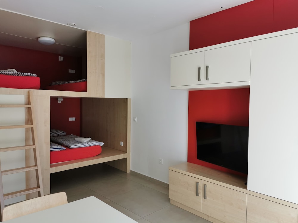 Cube Studio By The River - Ljubljana