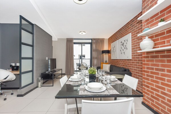 Easy Stay - The Vantage - Johannesburg