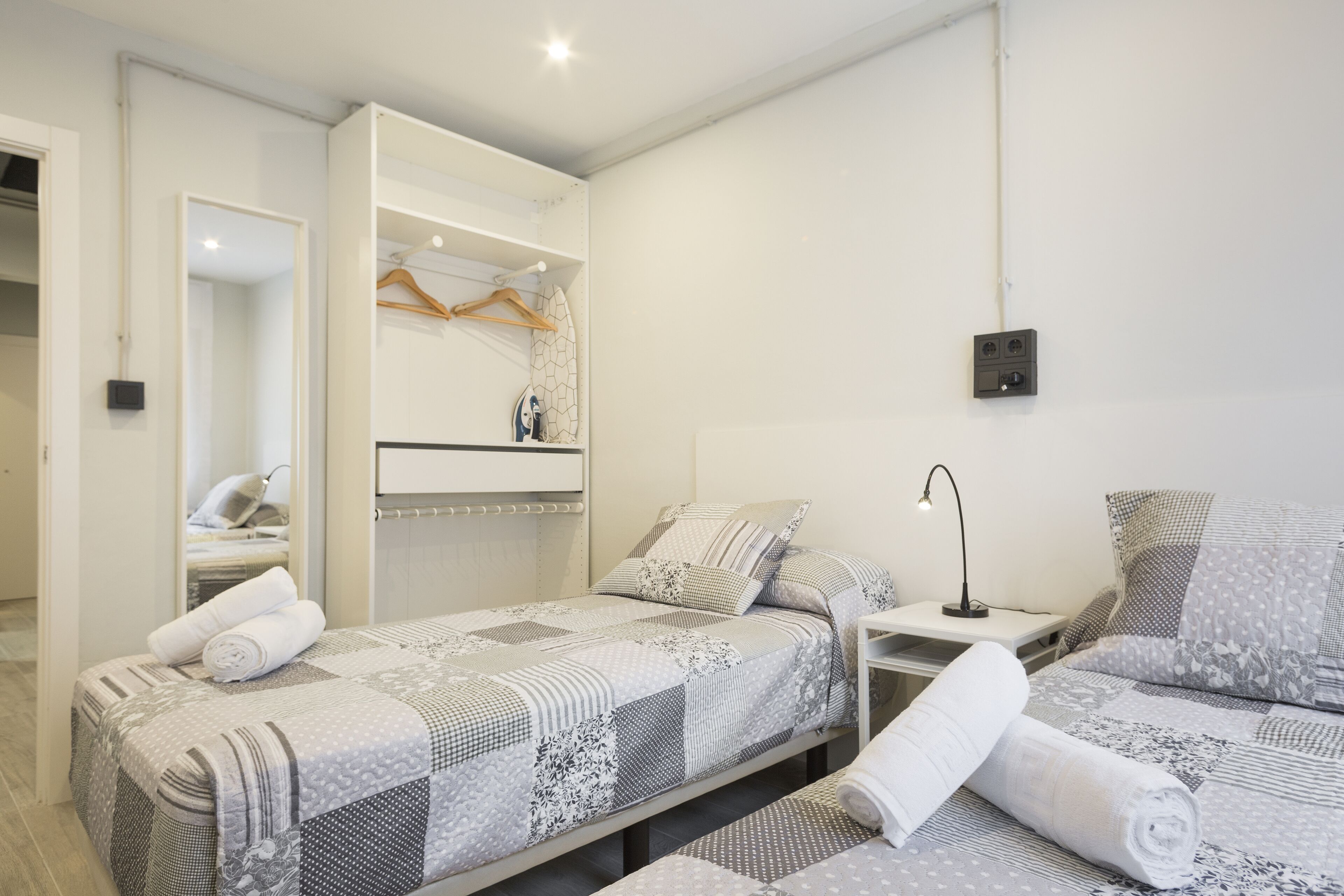 2 quartos, ferro/tábua de engomar, Wi-fi grátis 