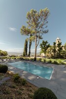 Piscina externa sazonal