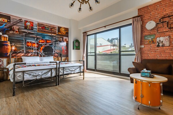 Tainan Rock Nest View Inn - Tainan City