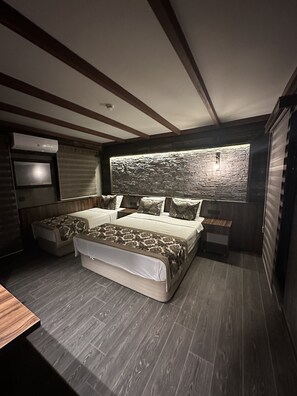 Quarto casal ou duplo superluxo | Cofres nos quartos, quartos à prova de som