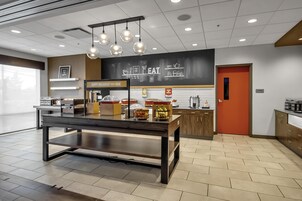 Café da manhã continental grátis todos os dias