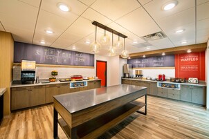 Pequeno-almoço tipo buffet diário incluído