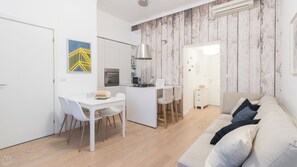 Apartamento (2 Bedrooms) | Parte interna