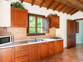 Casa | Cozinha privada | Cadeirão de bebê