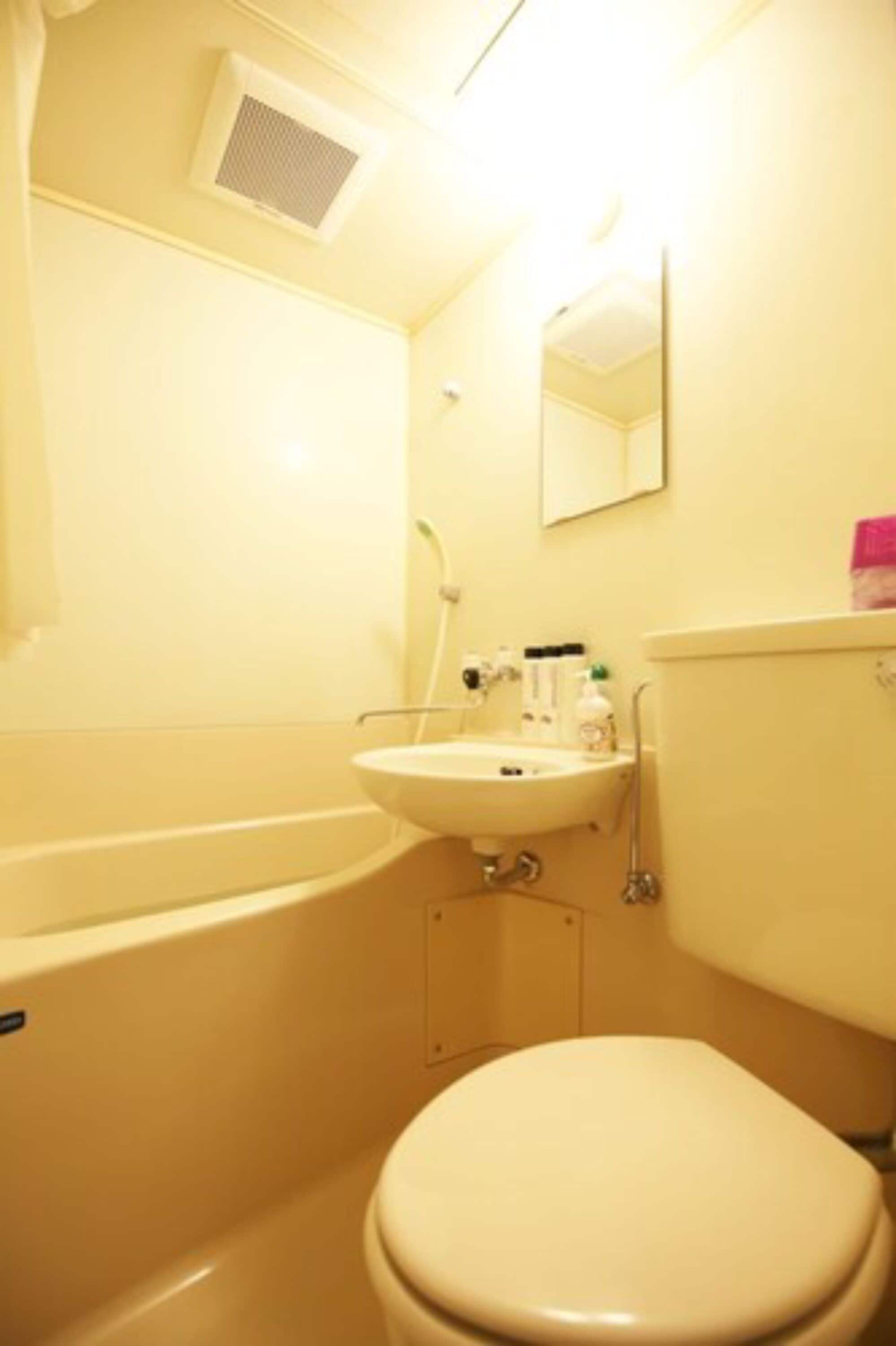 Apartamento | Banheiro | Chuveiro/banheira combinados, produtos de toalete grátis