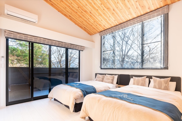 Suíte (VILLA A, Japanese-Western style, Loft) | Individualmente decorados, cortinas blackout