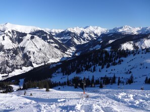 Detached Chalet w Combi Sauna, Near Ski Lift, Haus Liene, Irdning ...