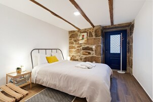 Casa | 2 quartos, com mobília individualizada, roupa de cama fornecida 