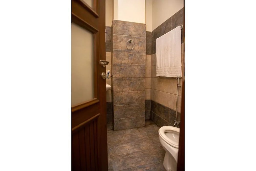 Entire Luxury Apartment Near Mm Alam Road - Punjab