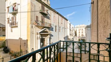 Apartamento, 1 quarto | Vista da varanda