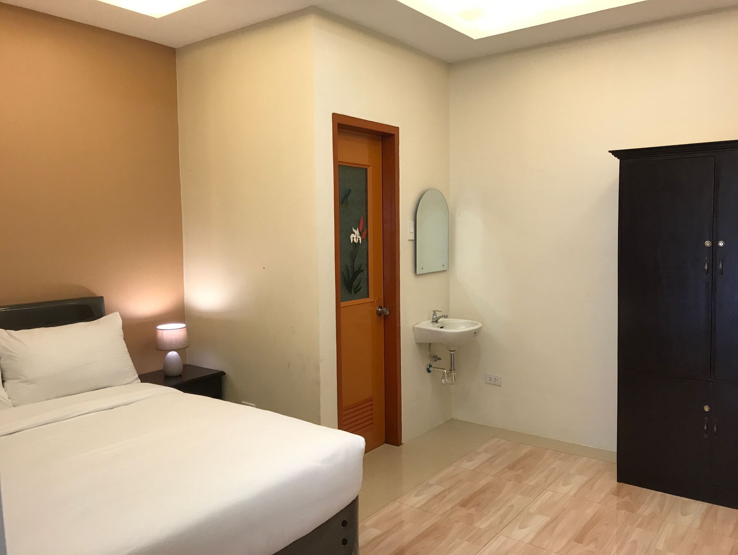 Wi-Fi de cortesia, roupa de cama