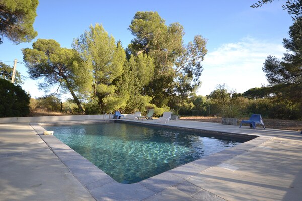 Flat In A Beautiful Building With Pool - Mèze