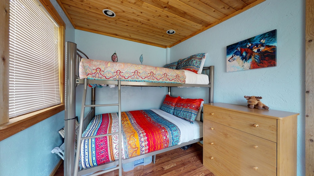 20 Min Ski-10 Min To Breck-heated Pool-hot Tubs - Colorado