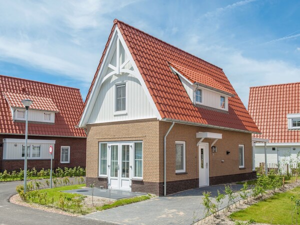 Luxurious, Stately Villa With Patio Heater, In A Holiday Park 1km From The Beach - Vlissingen