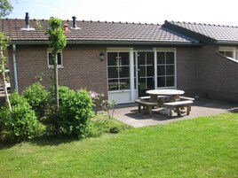 Bungalow | Exterior