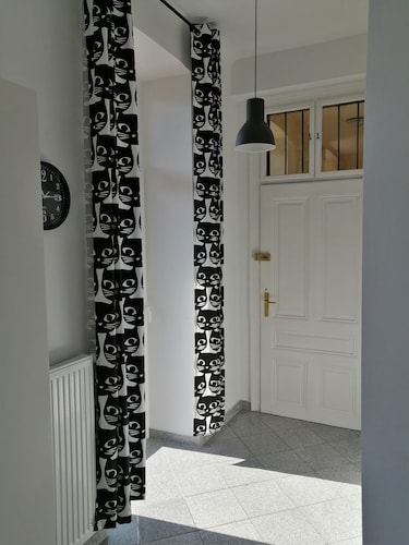 Schönbrunn-nähe Mit Balkon - Vienna