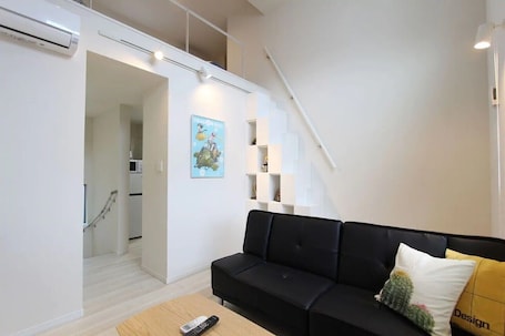 Apartamento (A203) | Sala | Televisor LCD de 40 polegadas com canais digitais