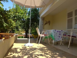 Apartamento, 2 quartos, acessível, fumadores | Terraço/pátio interior