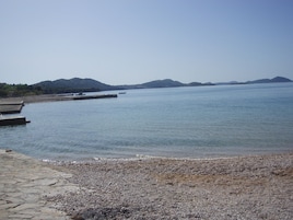 Estúdio, varanda, vista para o jardim | Praia