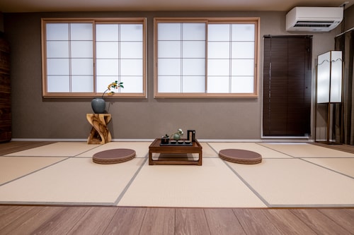 Zaito Tokyo Yokokawa Economy Inn - Tokyo