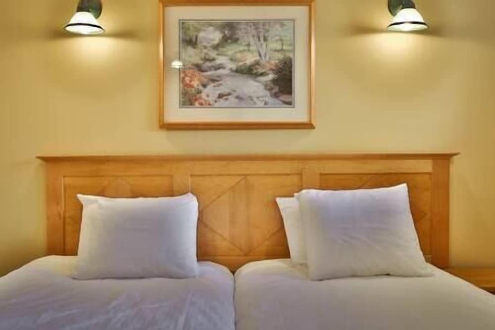 Riverside Townhouse - Patio - 5 Min To Ski Hill - Fernie